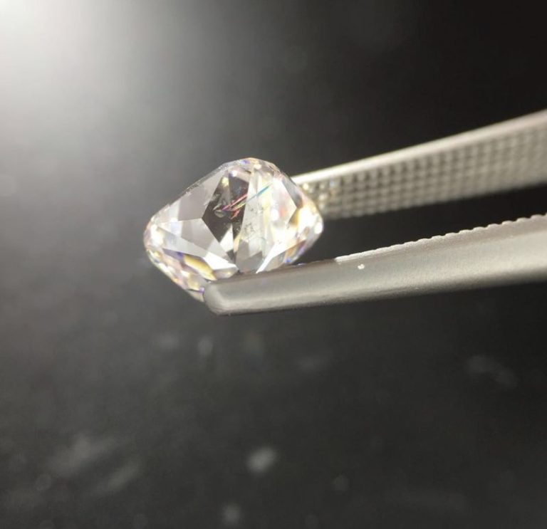 What You Should Know About Fracture-Filled Diamonds – Clarity Enhanced ...